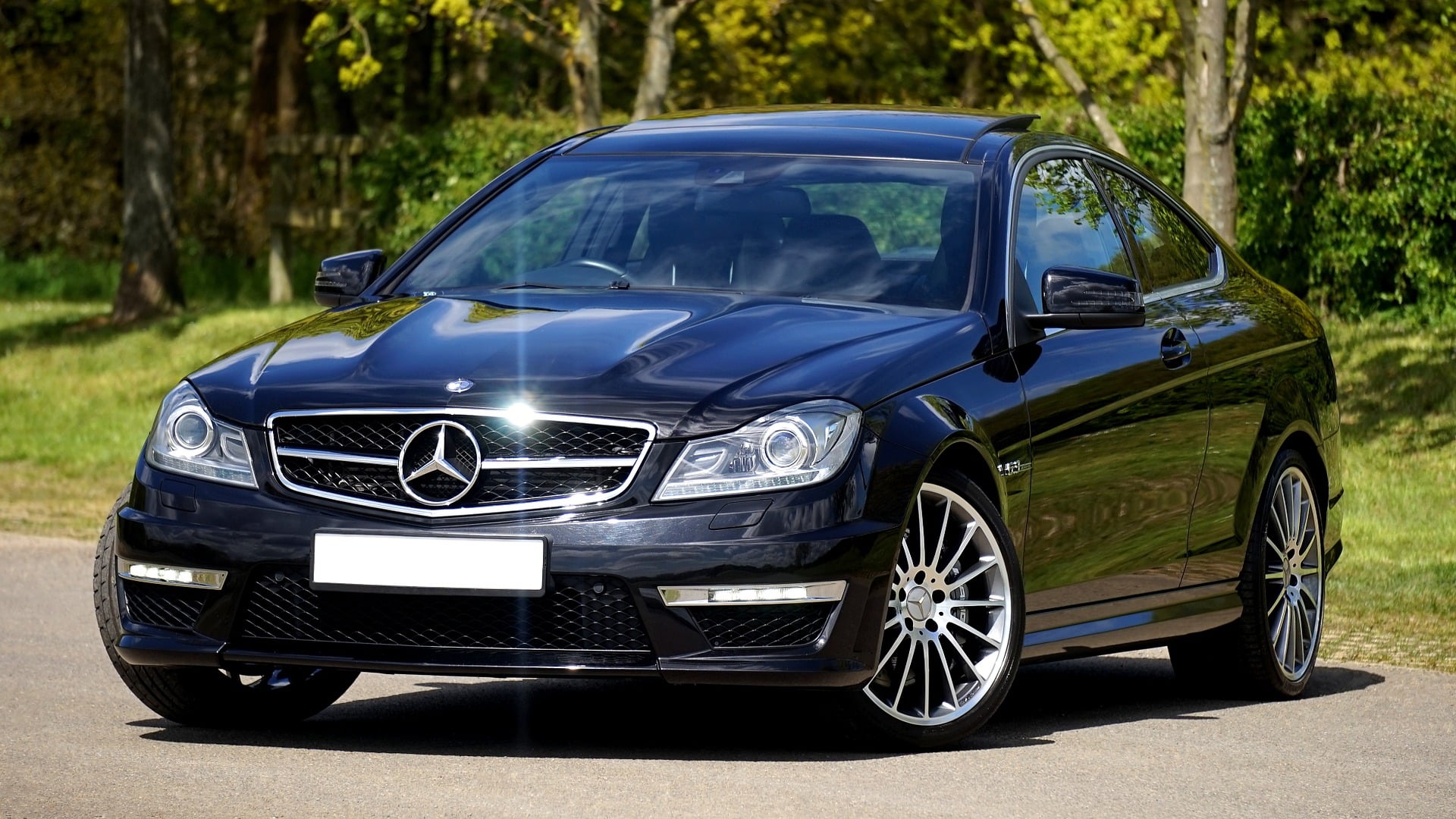Maintaining Your Mercedes ⎜ Car Maintenance ⎜ Indianapolis IN